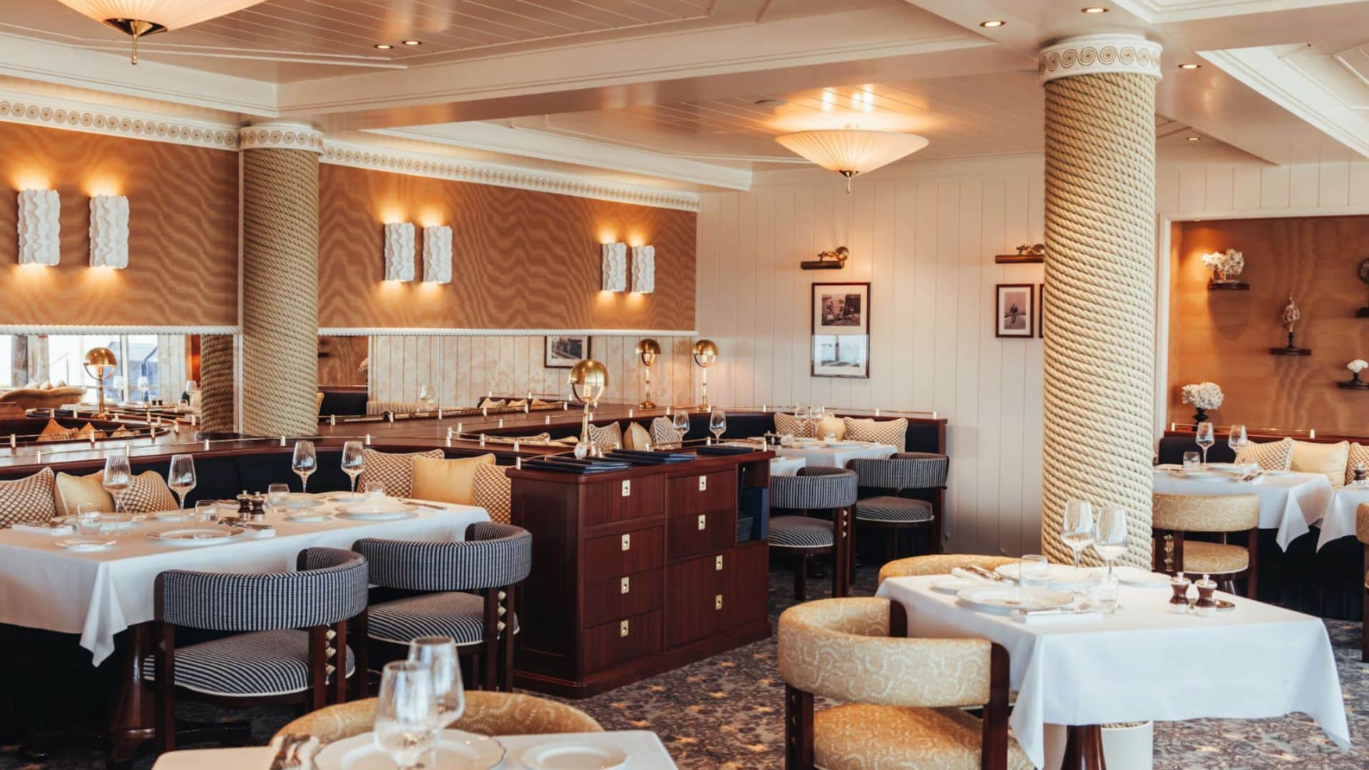 Cap à l'Ouest pour le Ciro's, le restaurant mythique investit la plage ...
