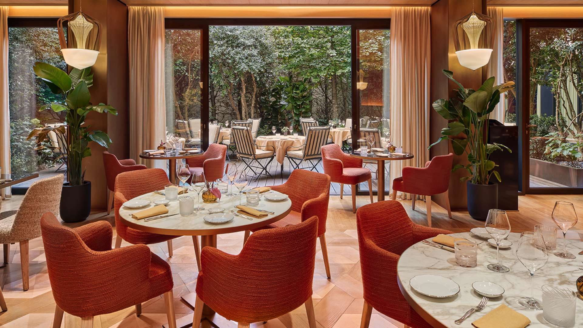 This ultra-chic brunch at the Bvlgari Hotel turns heads! – Paris Select