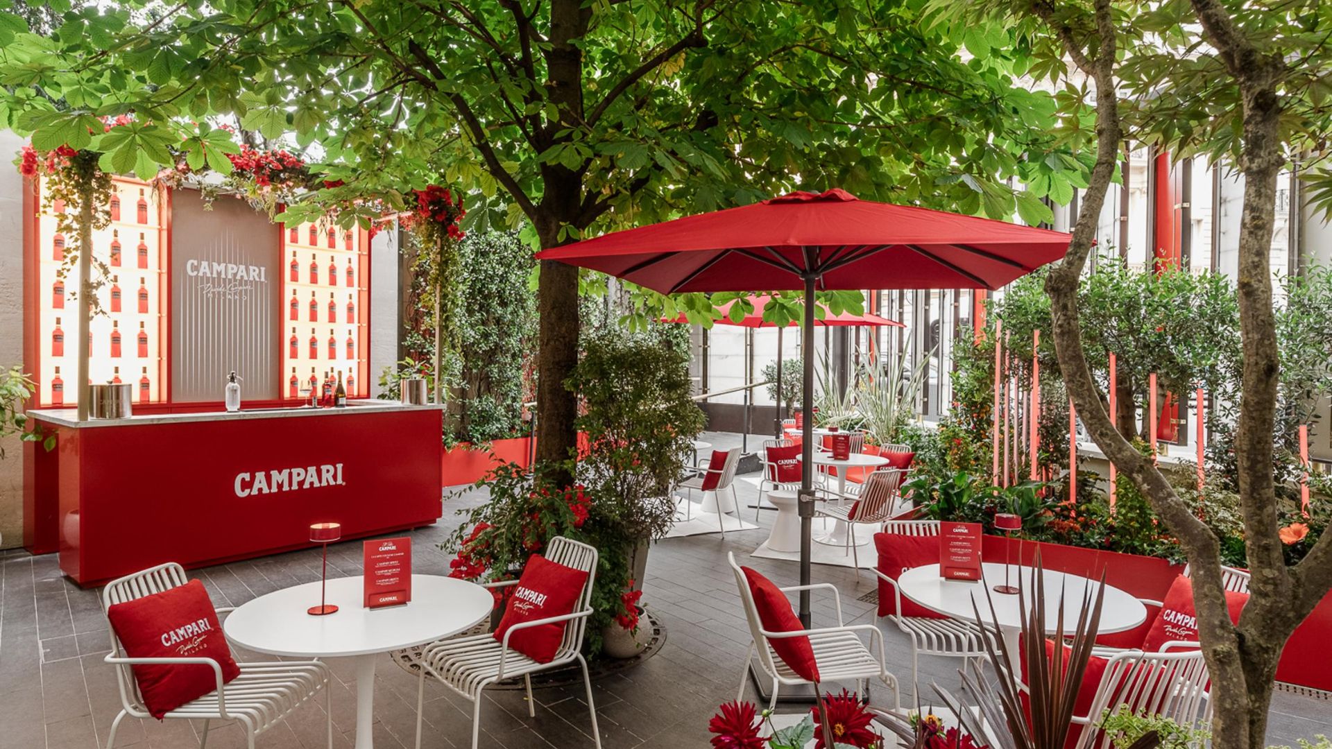 Campari s'invite à l’Hôtel du Collectionneur pour un été aux saveurs ...