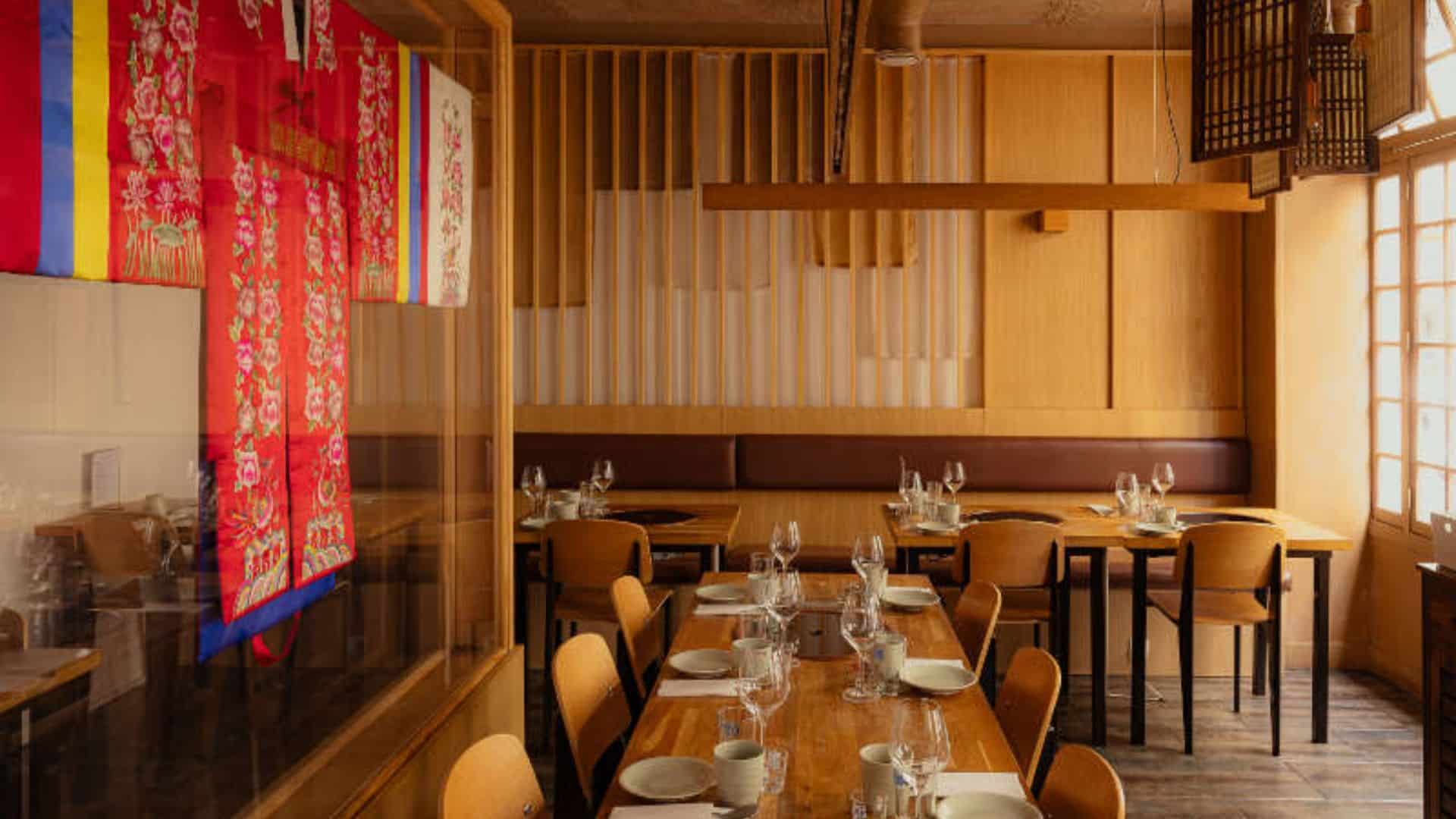 Ces restaurants ouverts en août pour voyager sans quitter Paris
