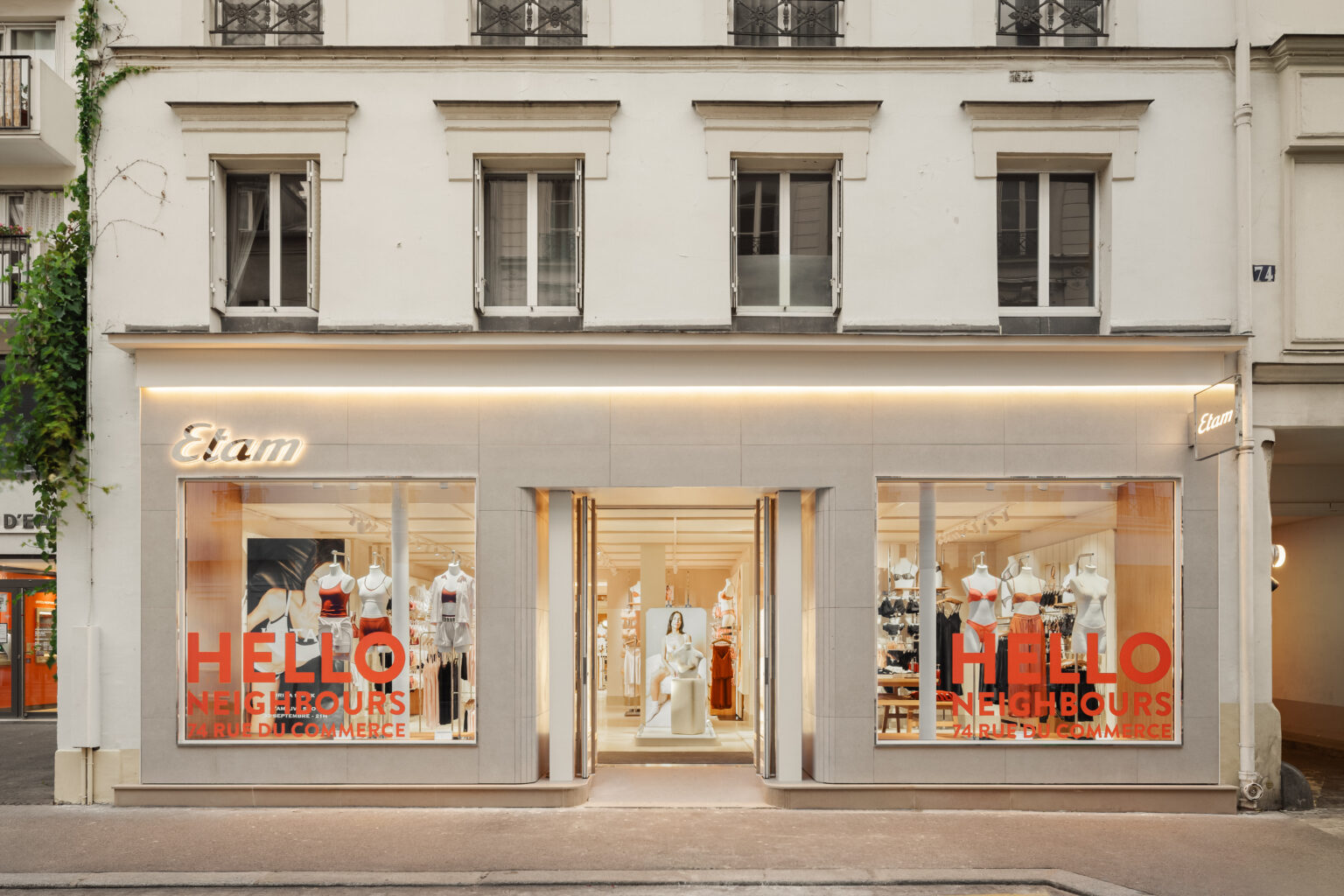 Etam rouvre sa boutique rue du Commerce : une expérience luxe et ...