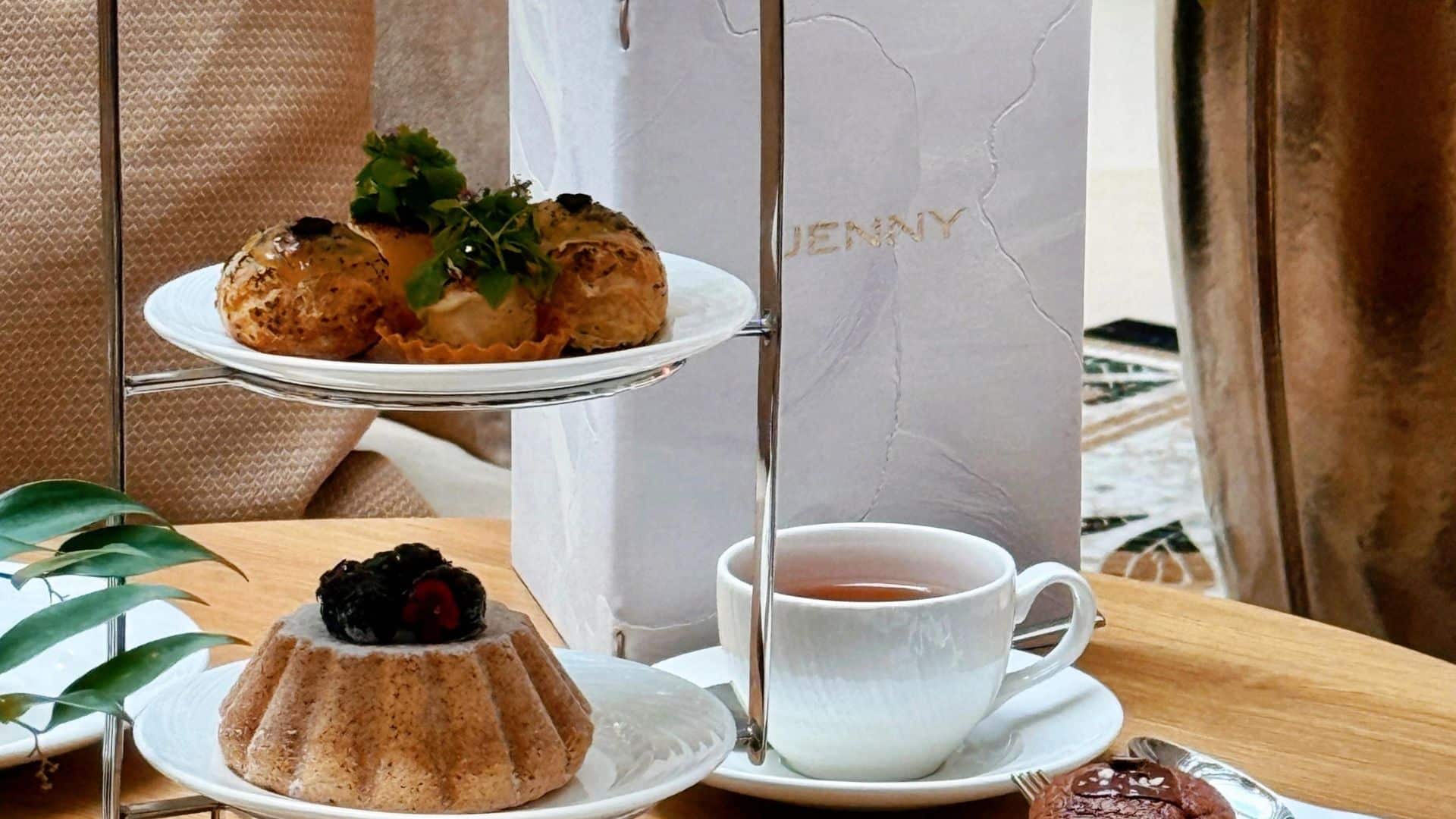 Jenny au Paris Marriott Champs-Élysées : quand la mode inspire un Tea ...