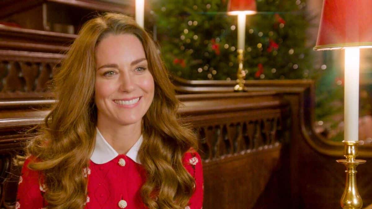 Kate Middleton wears the Strathmore Rose tiara, a royal treasure ...
