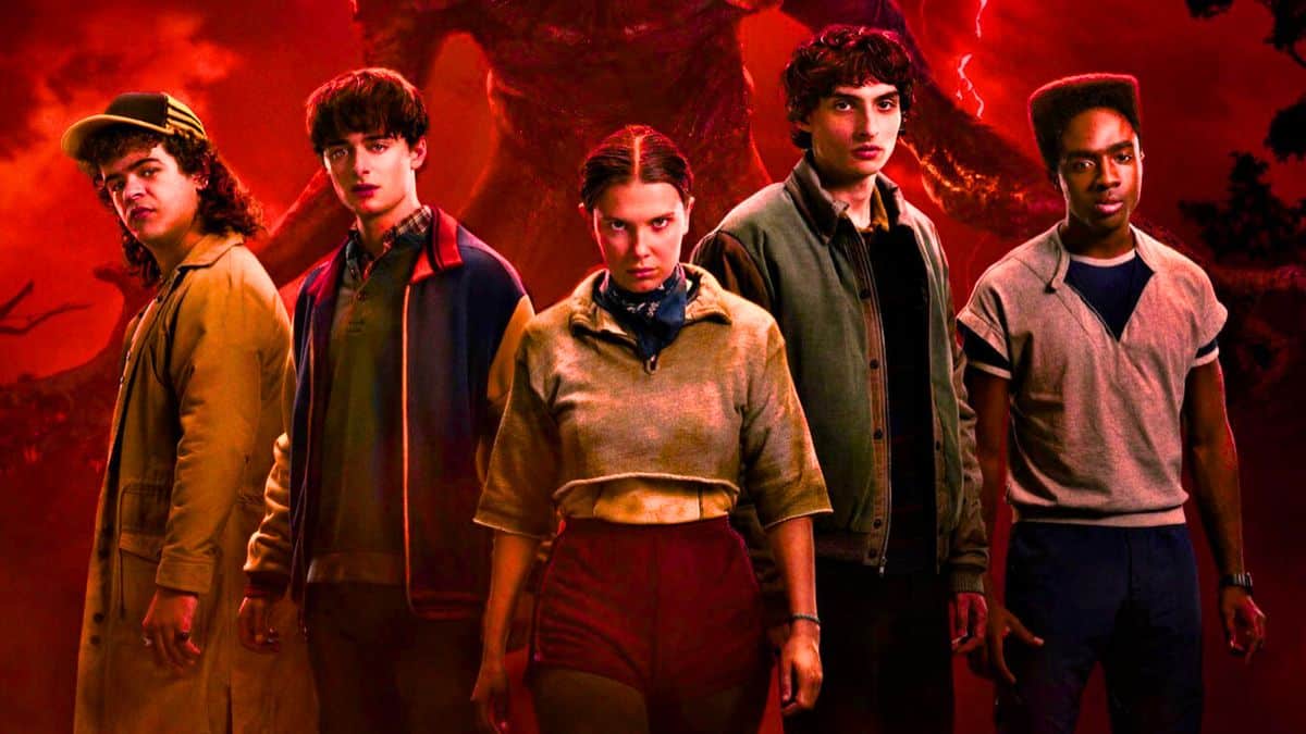 Stranger Things célèbre sa saison finale aux Galeries Lafayette Champs ...