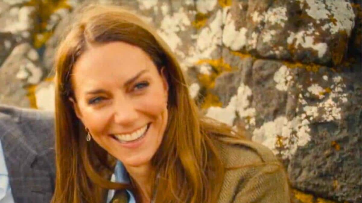 Kate Middleton confirme la couleur de l’année 2026 avec un costume éclatant