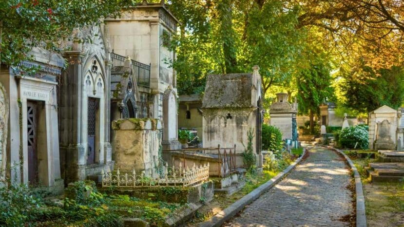 Monumental pyramid at Père-Lachaise: the ambitious 19th-century project ...
