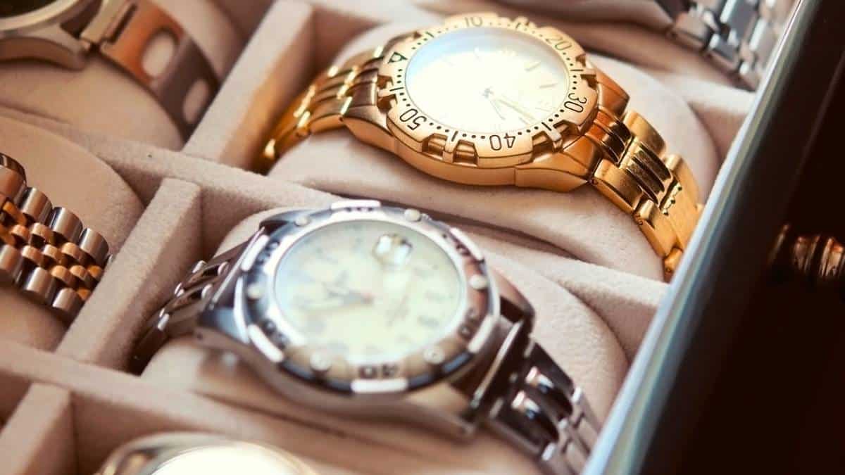 Citizen Eco-Drive 50th Anniversary: Japanese washi paper dial and Rolex ...