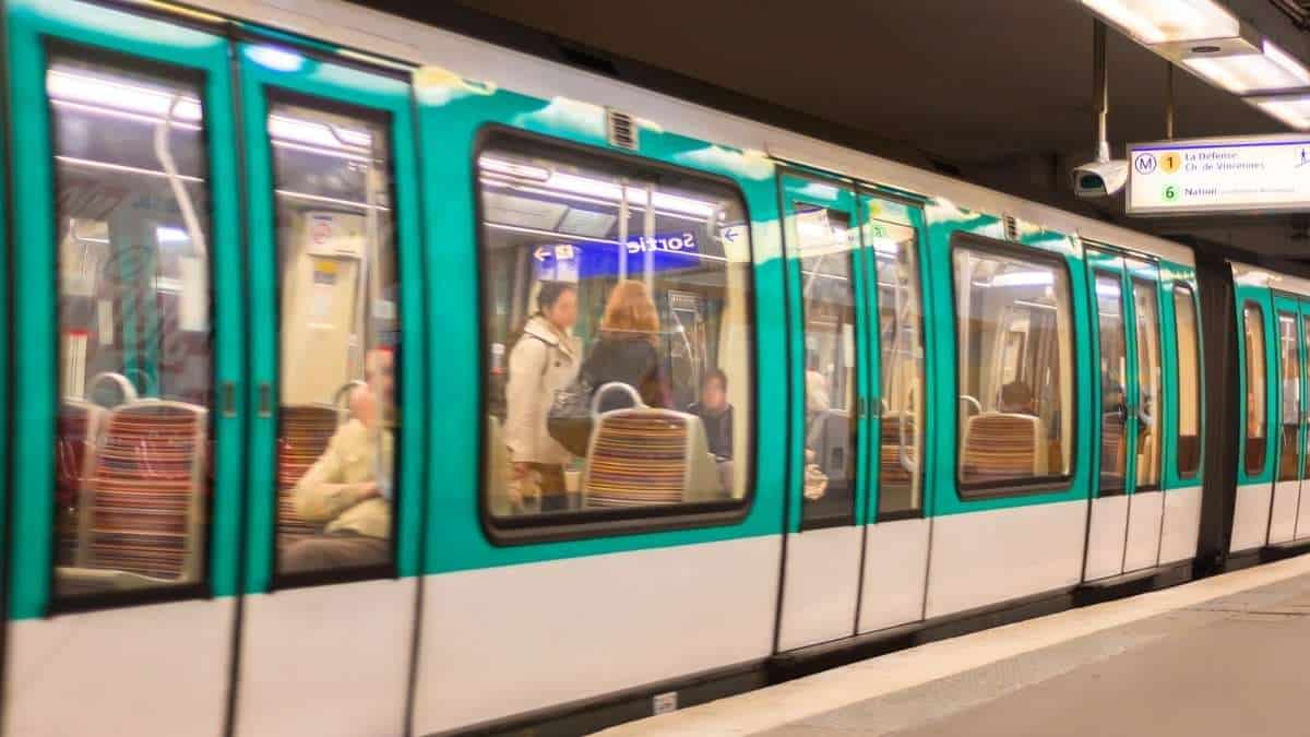 Métro ligne 4 : les dates de fermeture en avril à connaître pour ...