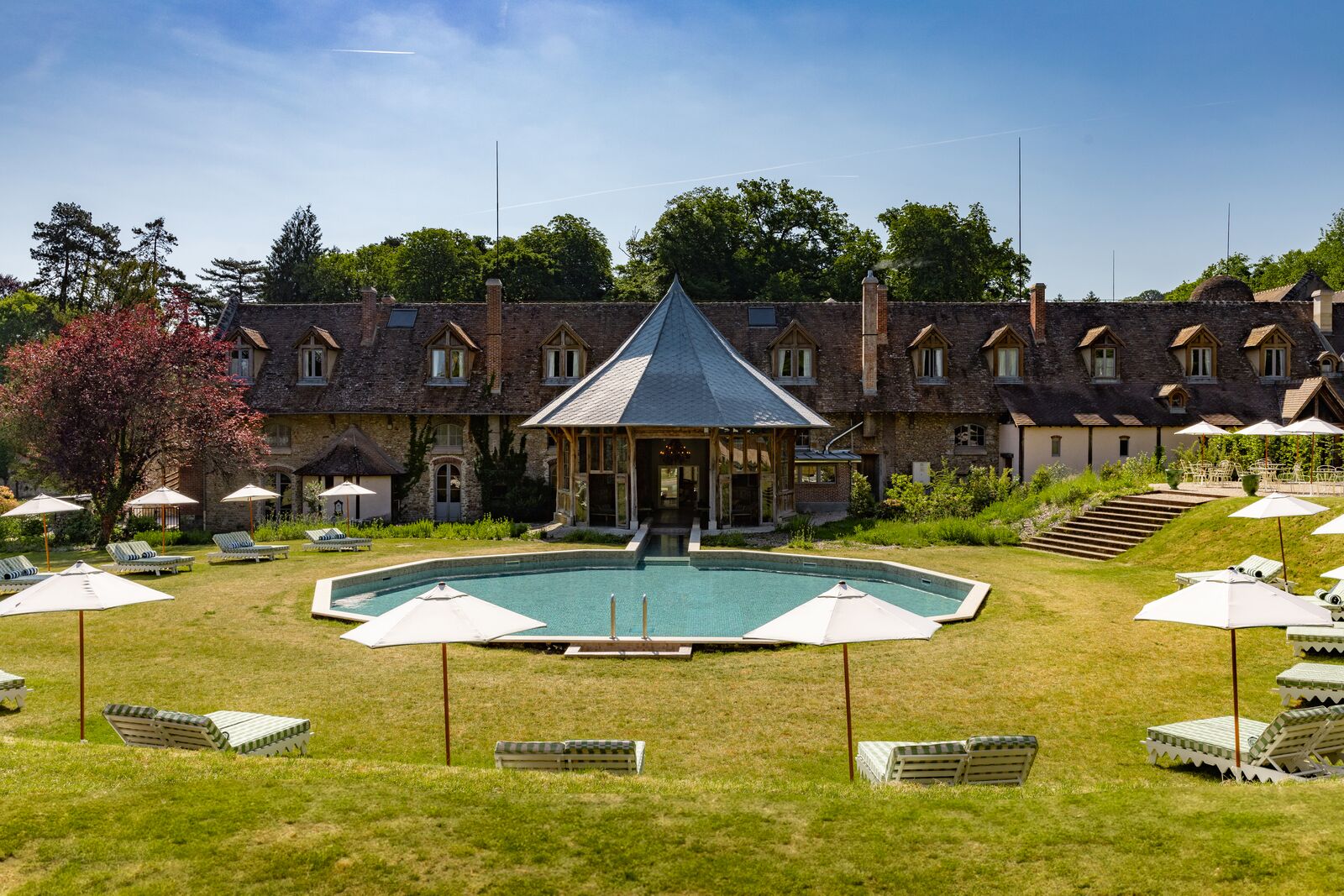 Abbaye des Vaux-de-Cernay : éveil printanier et ponts de mai 2026 dans ...