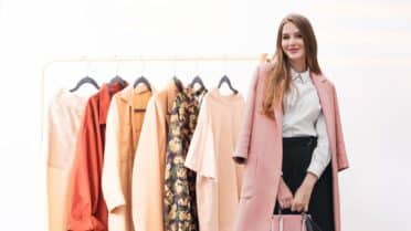 Cette capsule Valentino x Mytheresa puise dans les archives de la ...